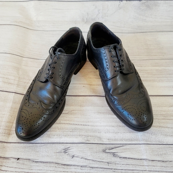Crosby Square | Shoes | Mens Crosby Square Wingtip Shoes 85 | Poshmark